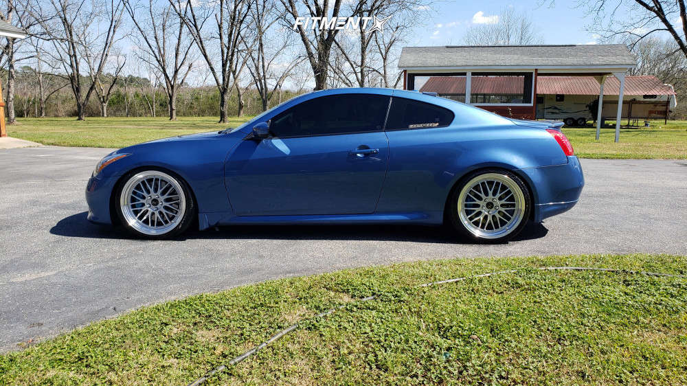2013 INFINITI G37 Journey with 20x8.5 JNC JNC005 and Lionhart 235x35 on ...