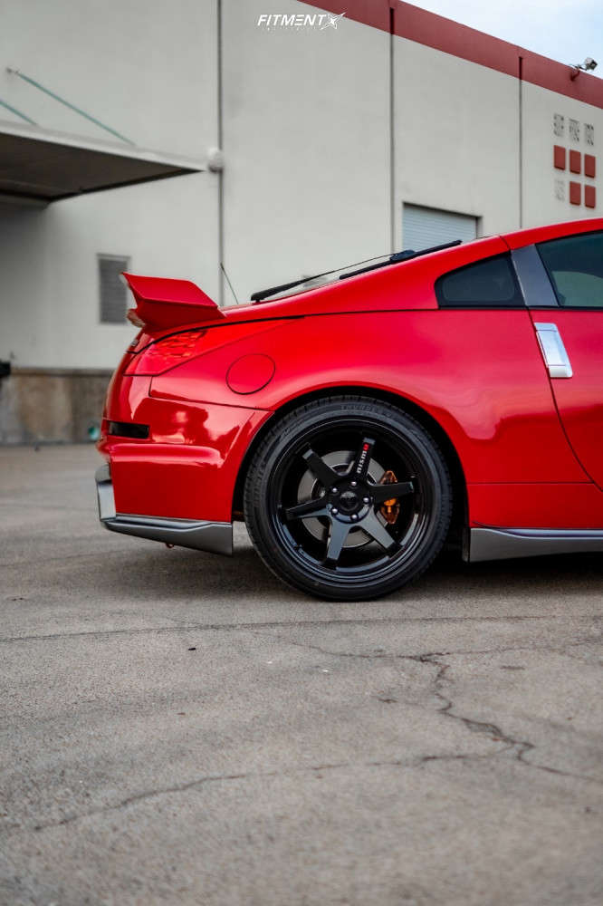 2007 Nissan 350Z Nismo with 19x9.5 ESR Sr07 and Delinte 245x40 on Stock ...