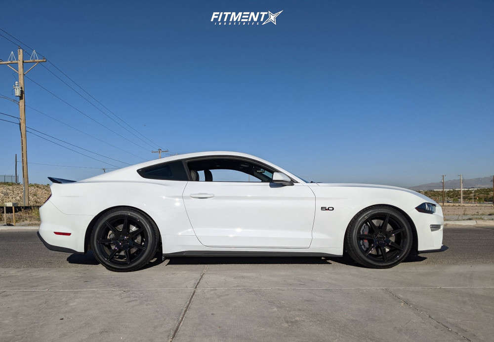 2019 Ford Mustang GT with 19x10 Voxx Replicas GT500 and Ohtsu 285x35 on ...