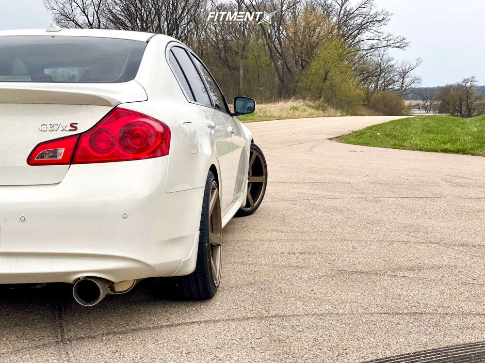 2011 INFINITI G37 X Sport with 20x9.5 JNC Jnc026 and Nankang 255x35 on ...