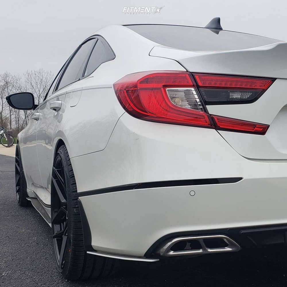 2018 Honda Accord Touring with 20x10 Rohana Rfx11 and Nankang 275x30 on ...