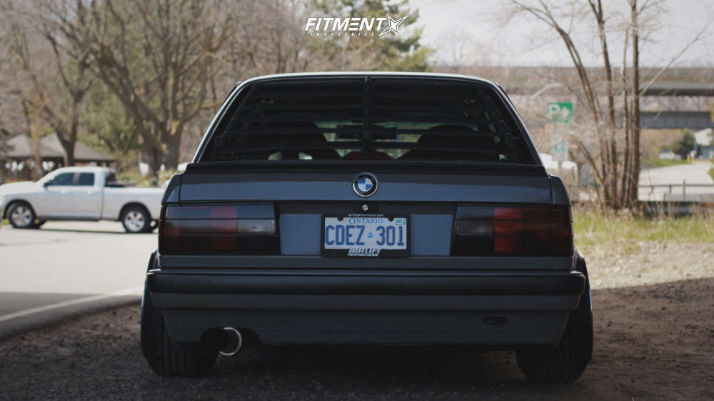 1990 BMW 325is Base with 16x8.5 BBS RS and Kelly 195x45 on Air ...
