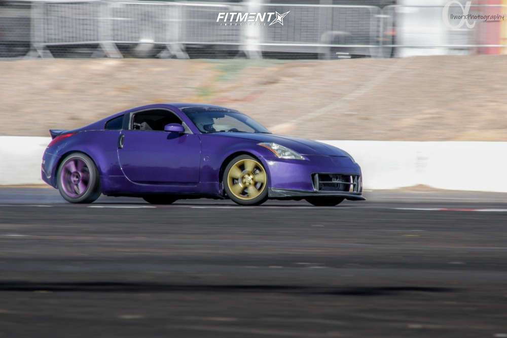 2005 Nissan 350Z Base with 18x9.5 Enkei NT03M and Achilles 235x40 on ...