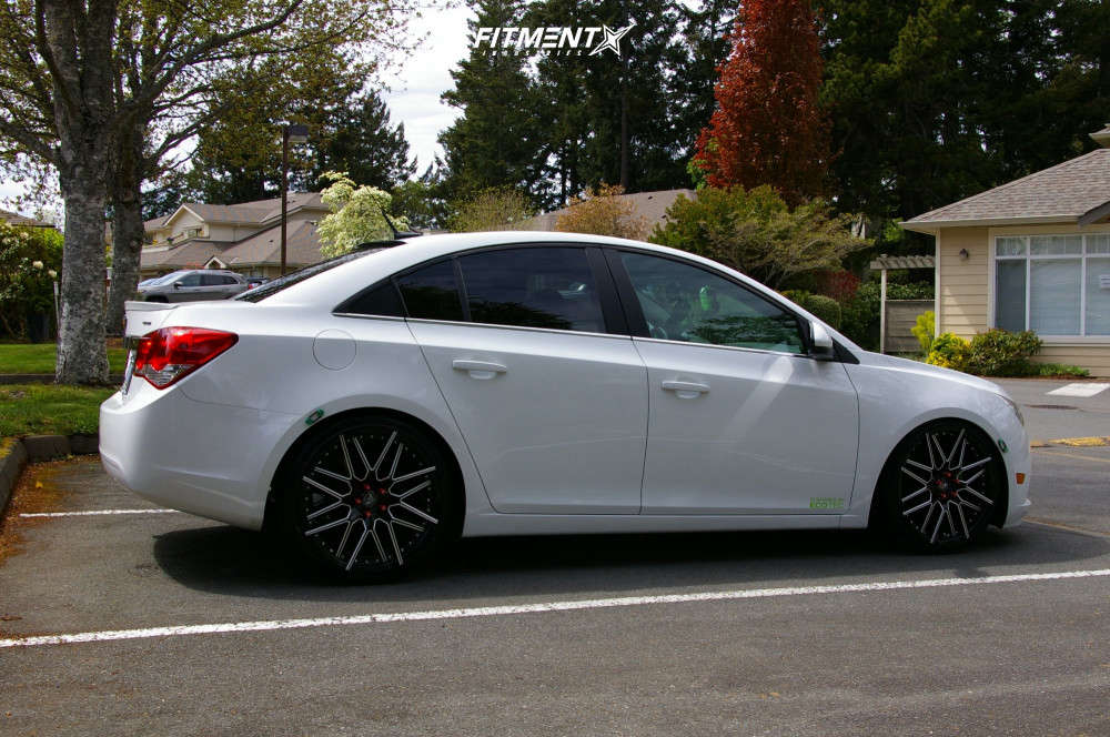 2011 Chevrolet Cruze Eco with 20x8.5 Gima Helix and Zenna 225x35 on ...
