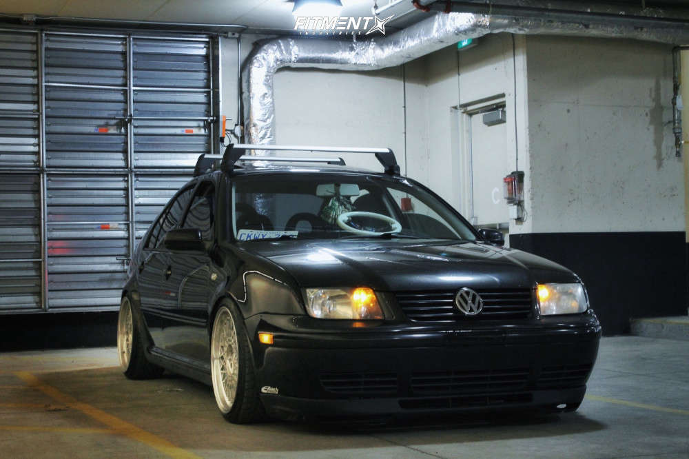 2003 Volkswagen Jetta Wolfsburg Edition with 18x8.5 Avant Garde M220 ...