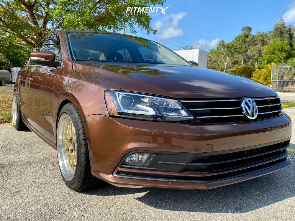 2016 Volkswagen Jetta SEL with 17x8.5 JNC JNC005 and Velozza 225x45 on ...