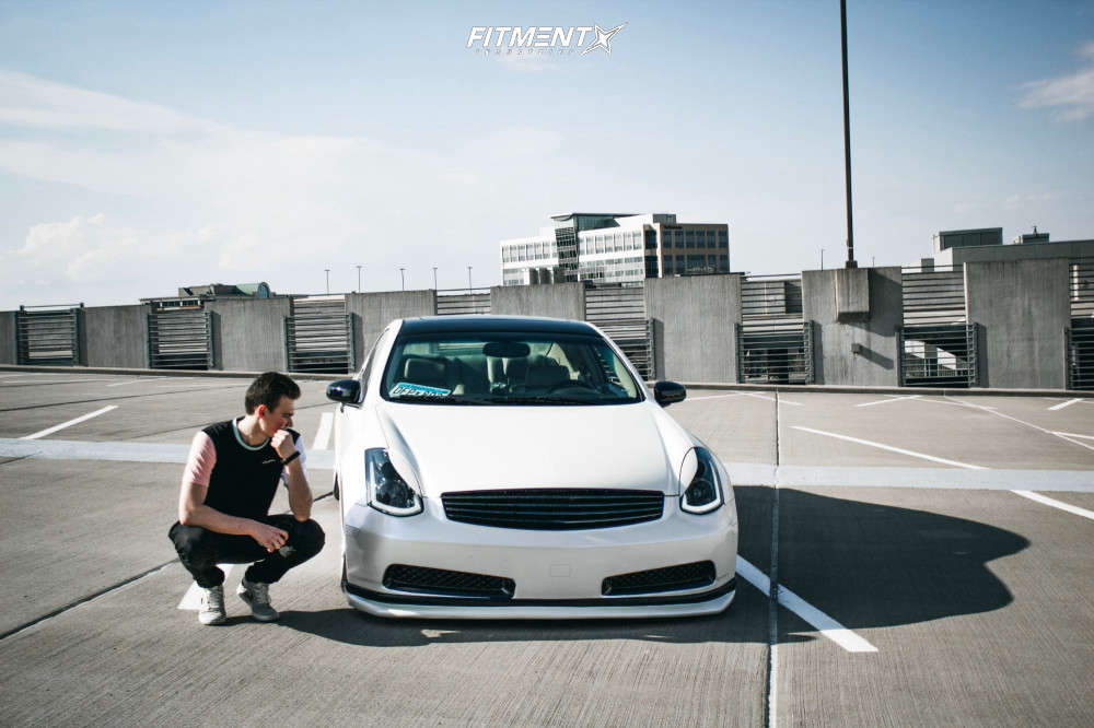 2005 INFINITI G35 Base with 20x9.5 Rohana Rc10 and Achilles 235x30 on ...