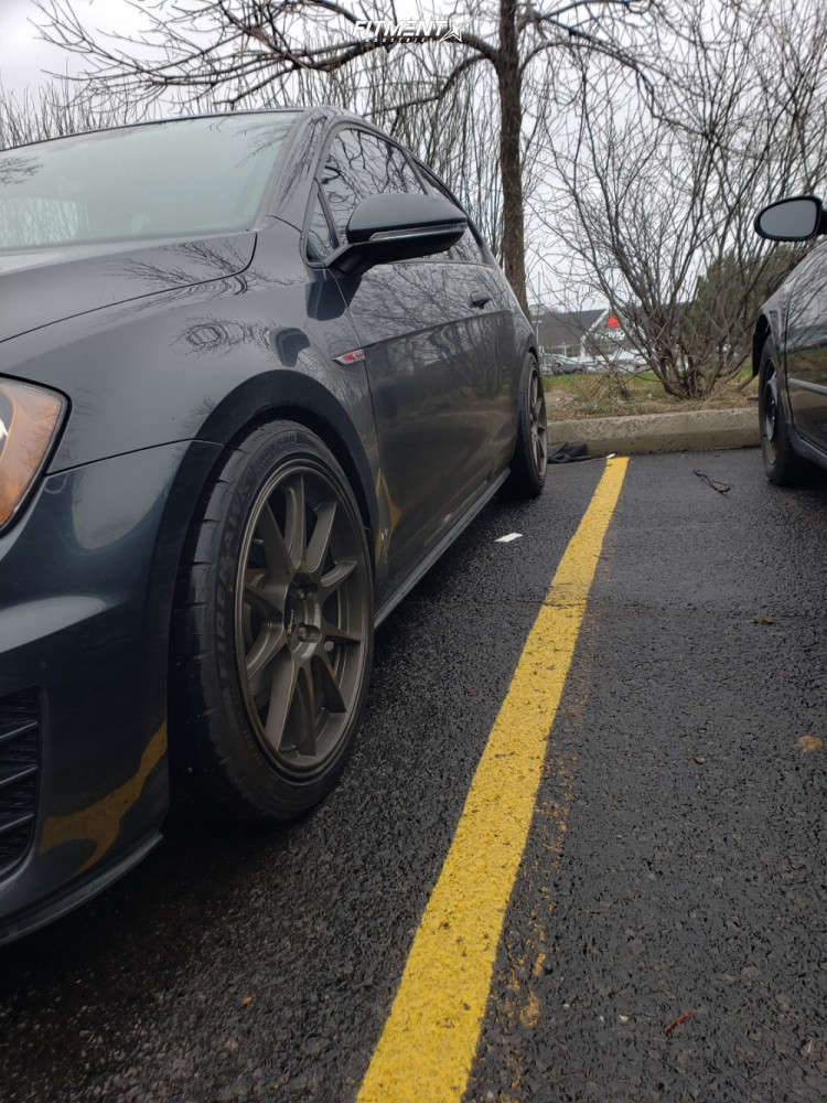2017 Volkswagen GTI Base with 18x8 Fast Wheels FC08 and Firestone ...