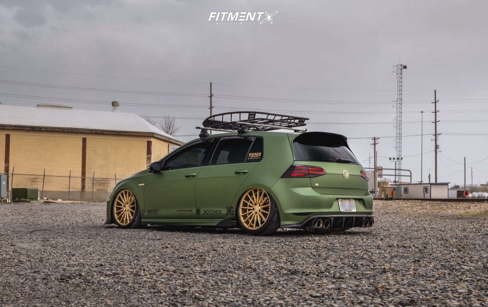 2017 Volkswagen Golf R Base with 19x8.5 Alzor 084 and Pirelli 235x35 on ...