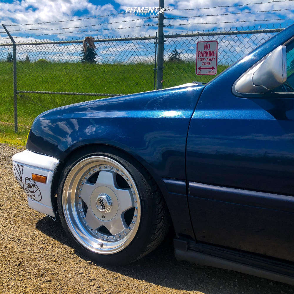 1998 Volkswagen Jetta GLX with 16x8 ESM 009r and Federal 195x45 on ...
