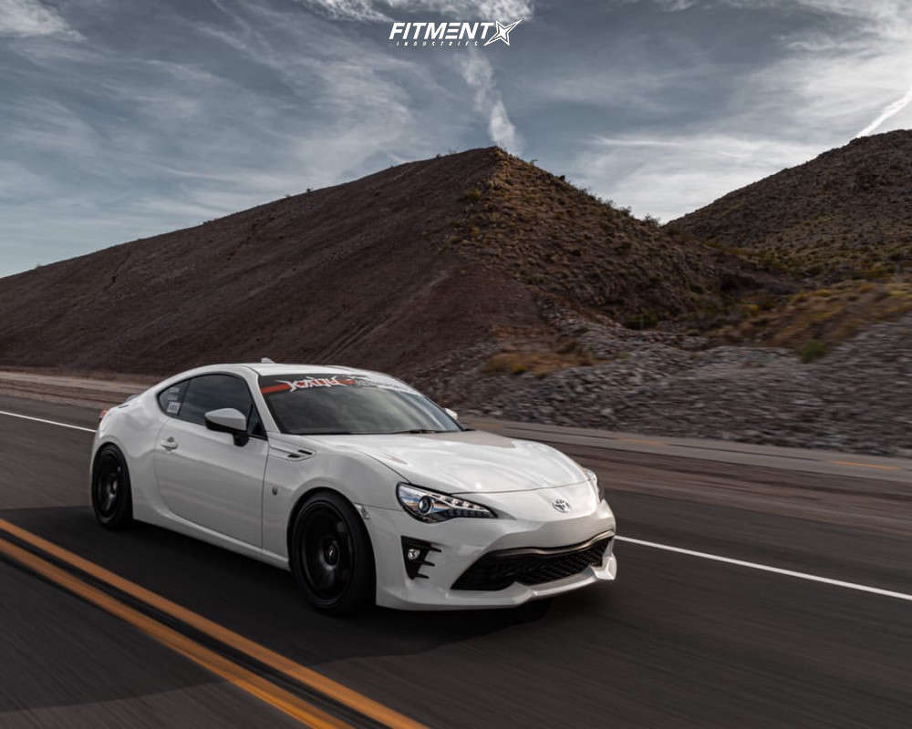 2020 Toyota 86 GT with 18x9.5 AVID1 AV20 and Nankang 245x35 on ...