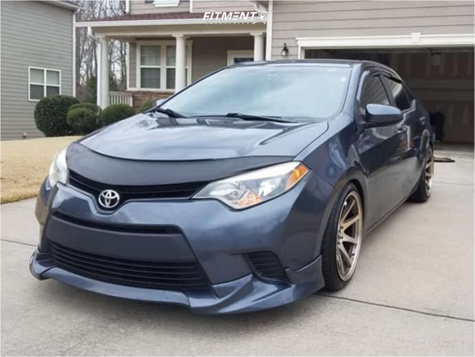 2015 Toyota Corolla L with 18x9 STR 903 and Ohtsu 225x40 on Air ...