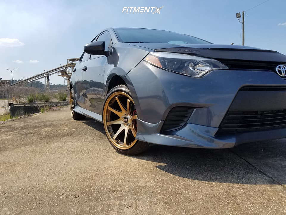 2015 Toyota Corolla L with 18x9 STR 903 and Ohtsu 225x40 on Air ...