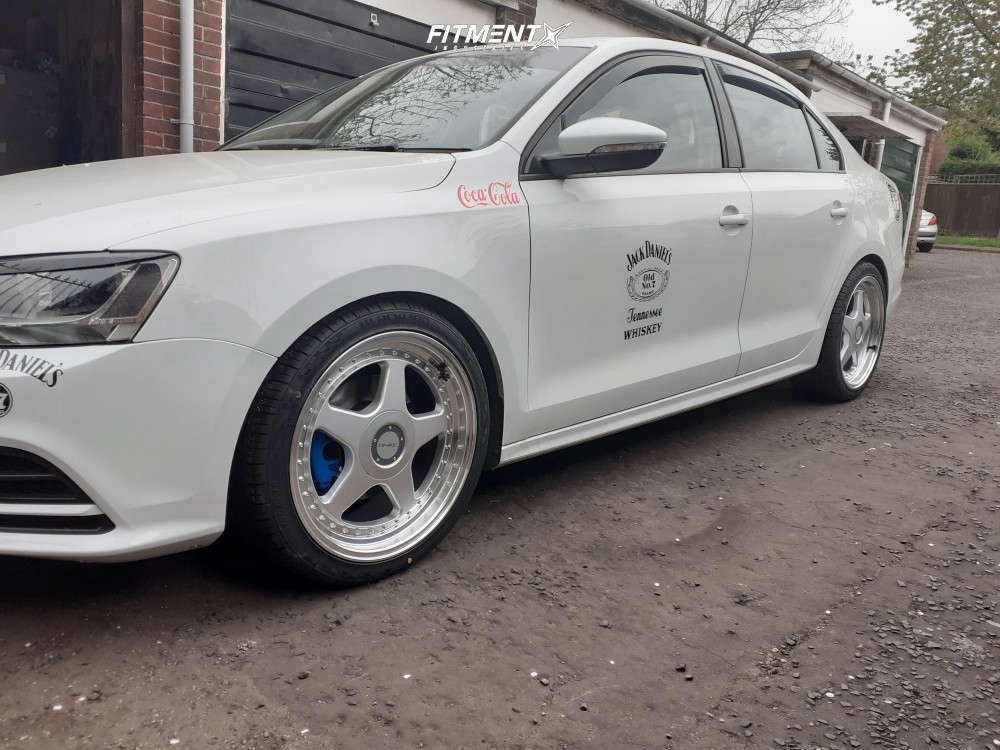 2015 Volkswagen Jetta TDI SE with 18x8 Dare F5 and Black Lion 225x40 on ...