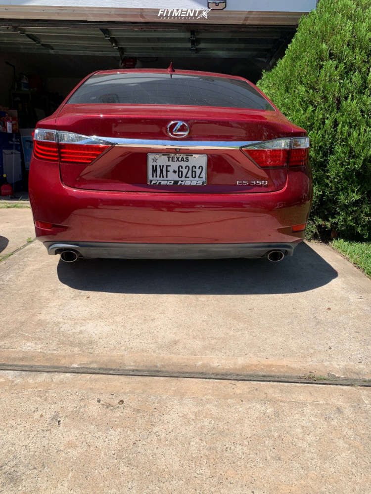 2015 Lexus ES350 Base with 18x8 Konig Oversteer and Vercelli 225x45 on ...