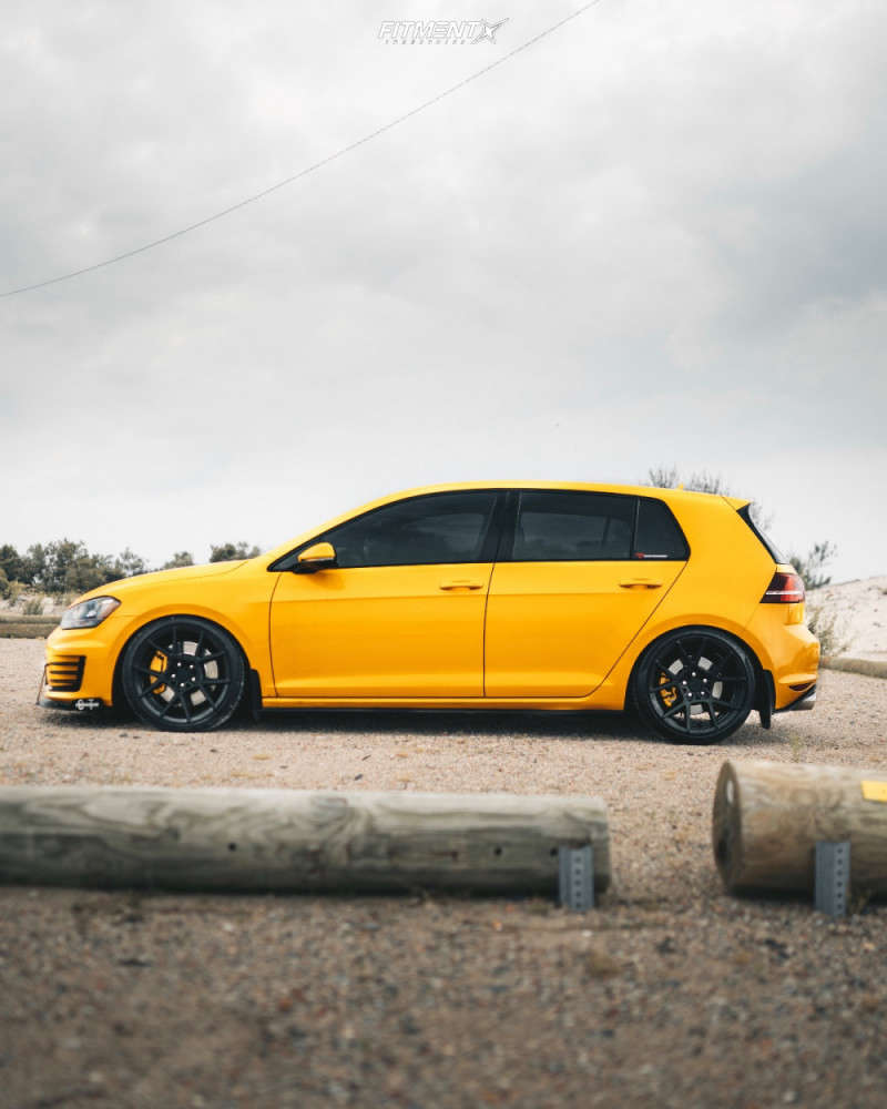 2017 Volkswagen GTI SE with 18x8.5 Rotiform Kps and Pirelli 235x35 on Coilovers | 1078769 ...
