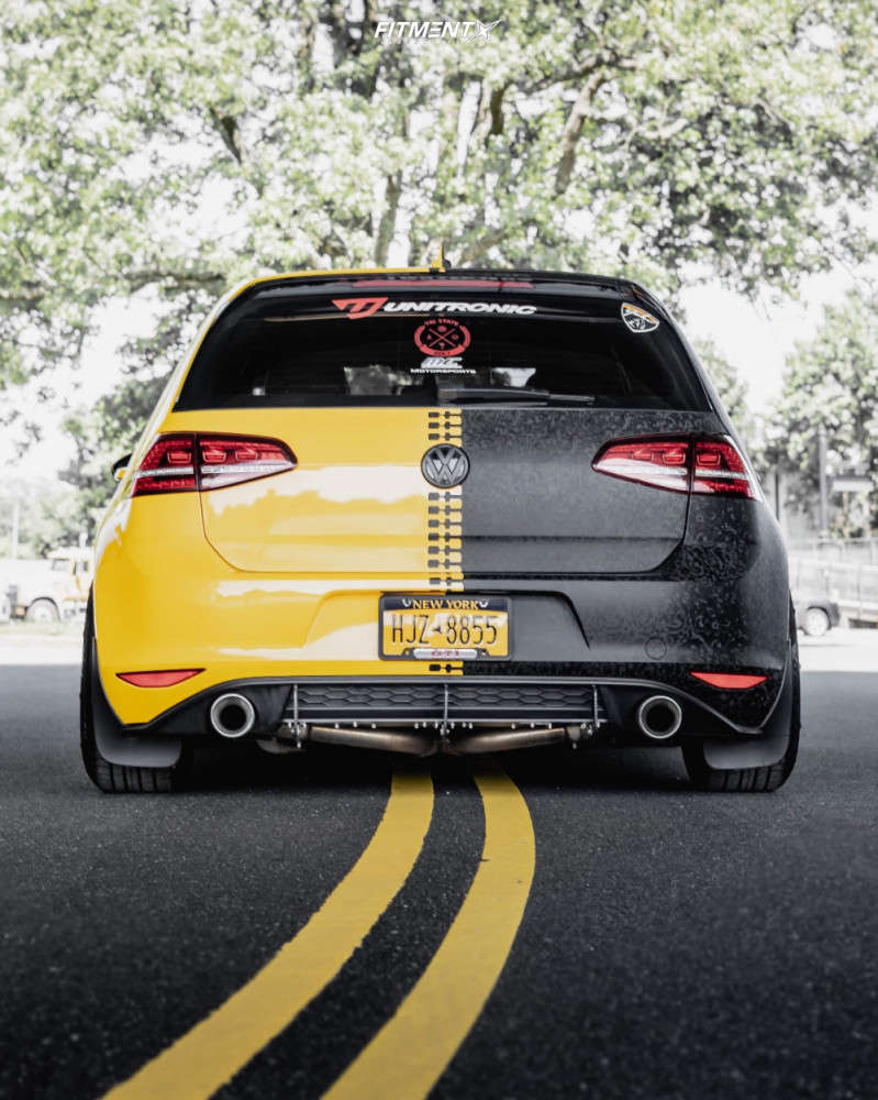 2017 Volkswagen GTI SE with 18x8.5 Rotiform Kps and Pirelli 235x35 on ...