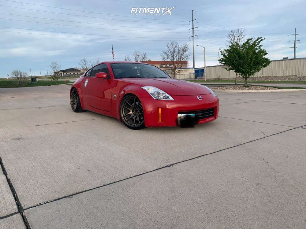 2006 Nissan 350Z Enthusiast with 19x9.5 Work Emotion Cr Kiwami and ...