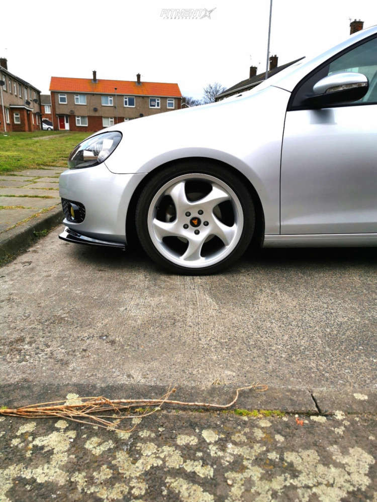 2010 Volkswagen Golf TDI with 18x8 OEM Wheels Twist and Delinte 225x40 ...