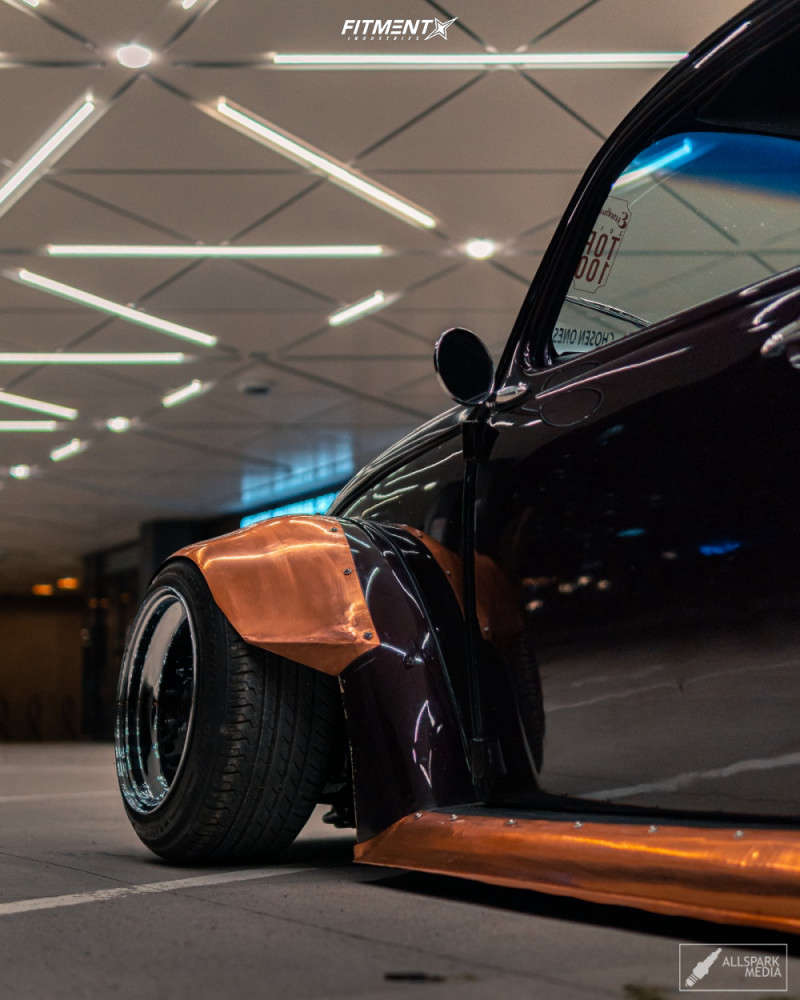 1972 Volkswagen Beetle Base with 15x10 Diamond Racing Sc Series and ...