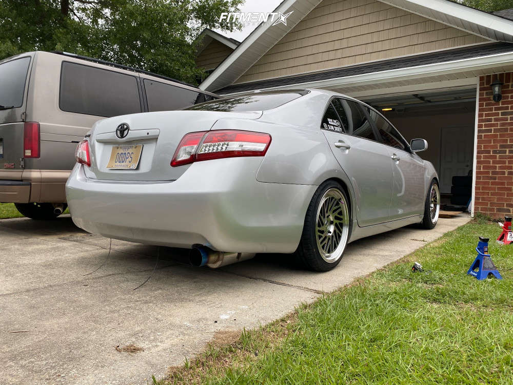 2010 Toyota Camry Base with 18x8.5 Regen5 R30 and Ironman 225x40 on ...