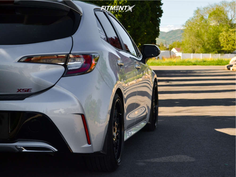 2020 Toyota Corolla XSE with 18x8.5 ESR Cs3 and Yokohama 225x40 on ...