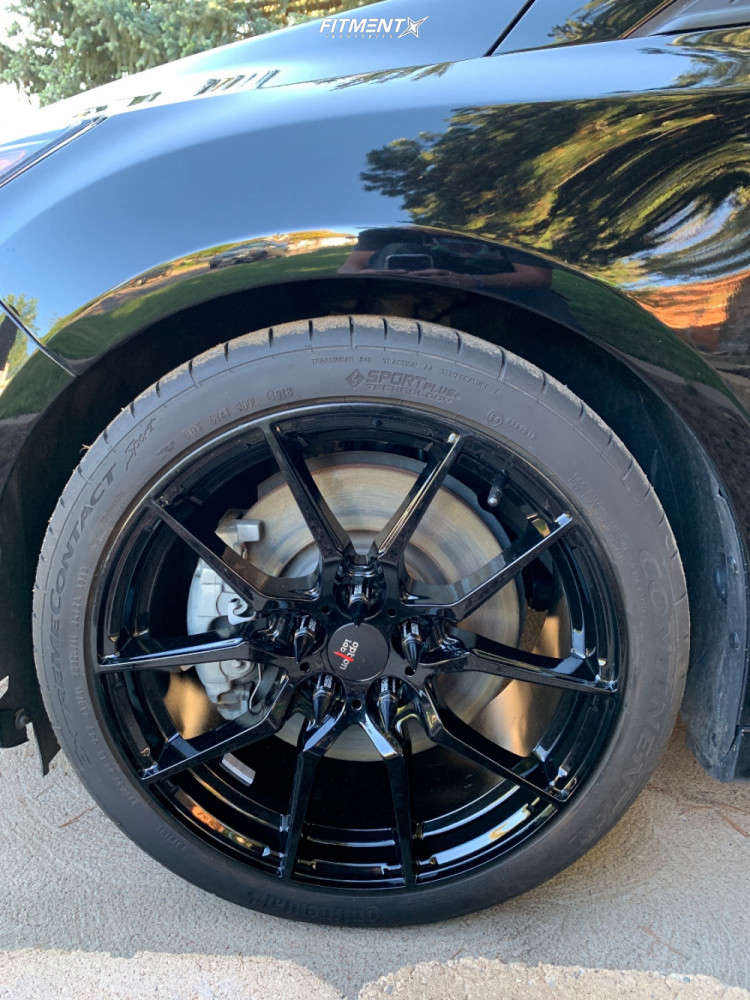 2017 Ford Focus ST with 18x8.5 Option Lab R716 and Continental 255x35 ...