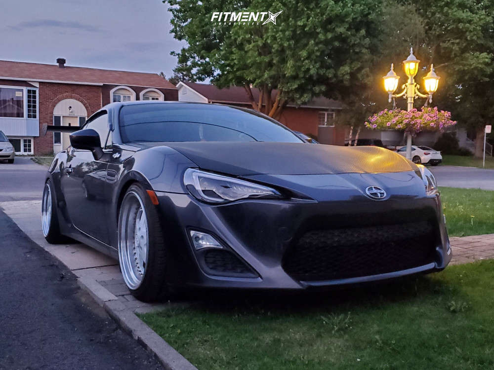 2016 Scion FR-S Base with 18x9.5 ESR SR04 and Fullrun 225x40 on ...