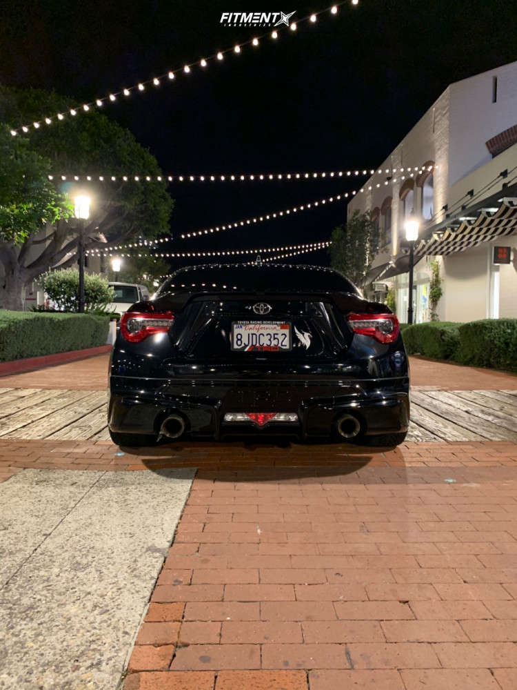 2019 Toyota 86 TRD Special Edition with 17x9 WedsSport Tc105x and ...