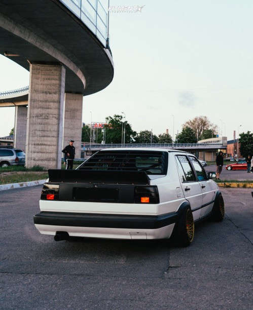 1991 Volkswagen Jetta GL with 16x9 Japan Racing JR14 and Federal 195x40 ...