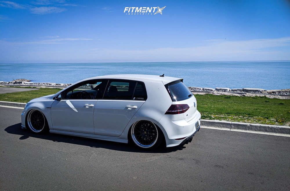 2017 Volkswagen Golf R Base with 19x8.5 Work Vs Xx and Yokohama 225x35 ...