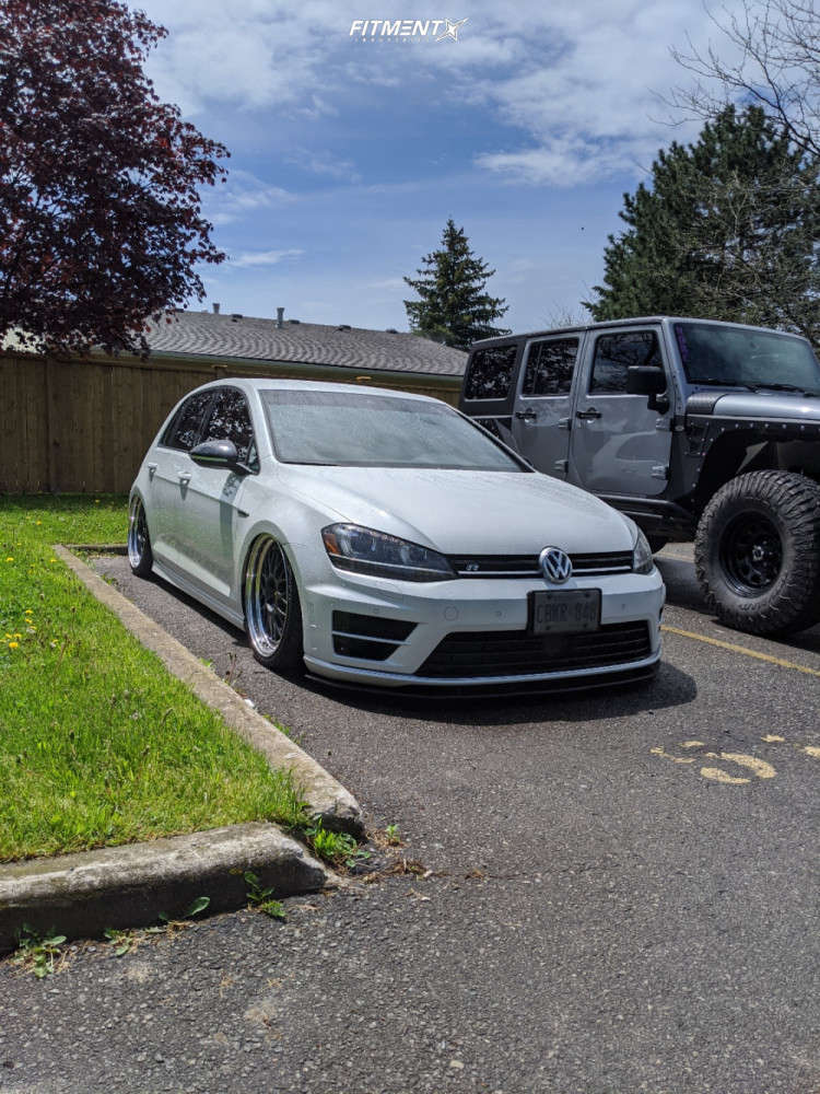2017 Volkswagen Golf R Base with 19x8.5 Work Vs Xx and Yokohama 225x35 ...