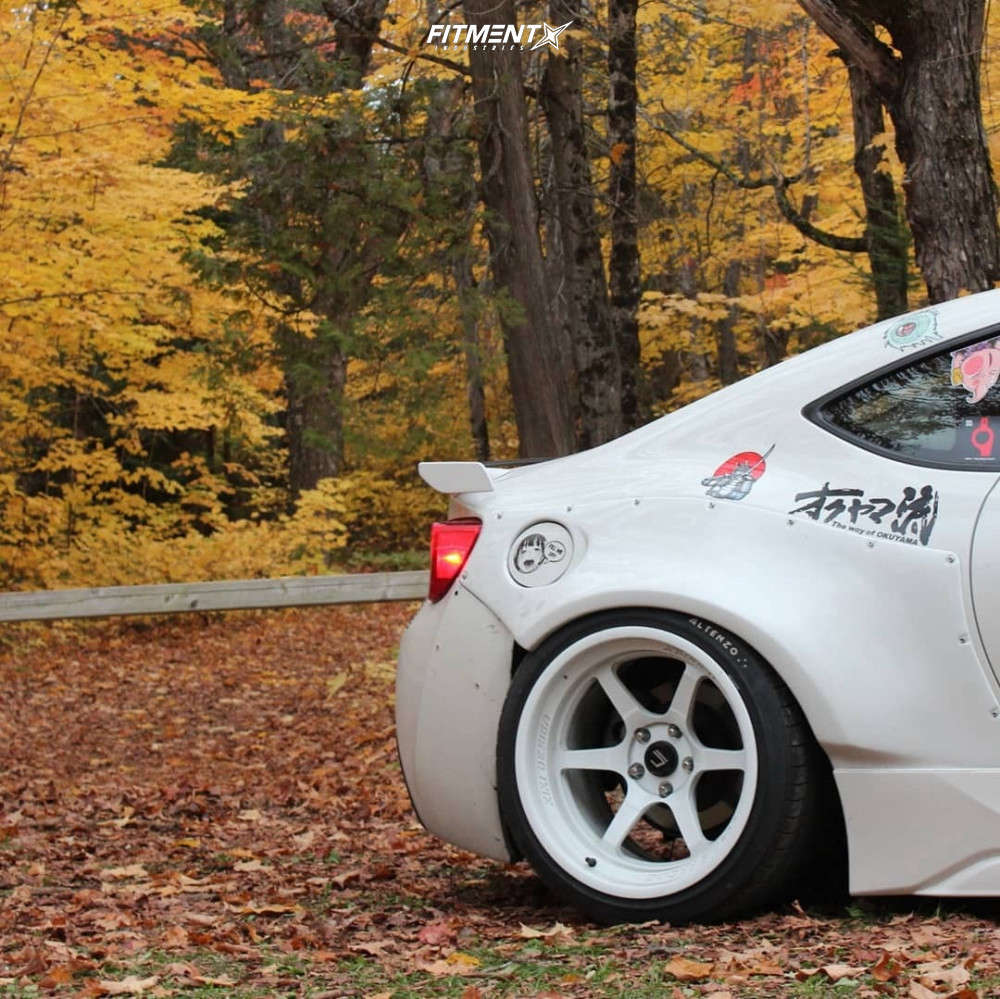 2018 Toyota 86 GT with 18x9.5 Cosmis Racing XT-006R and Firestone ...