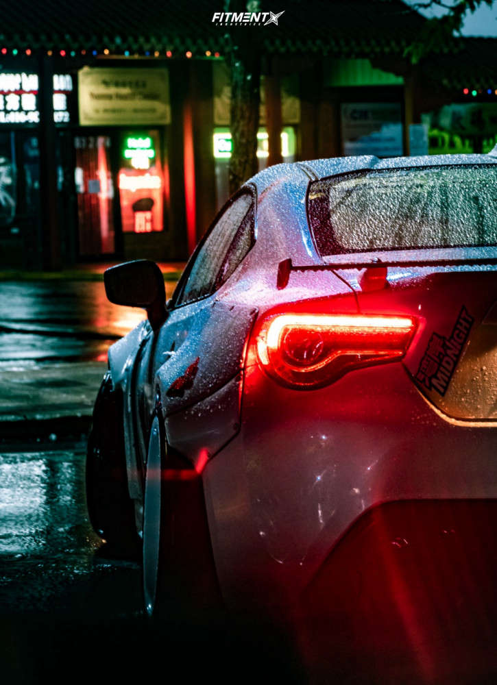 2018 Toyota 86 GT with 18x9.5 Cosmis Racing XT-006R and Firestone ...