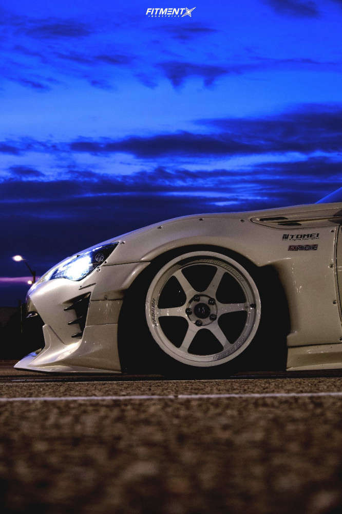 2018 Toyota 86 GT with 18x9.5 Cosmis Racing XT-006R and Firestone ...