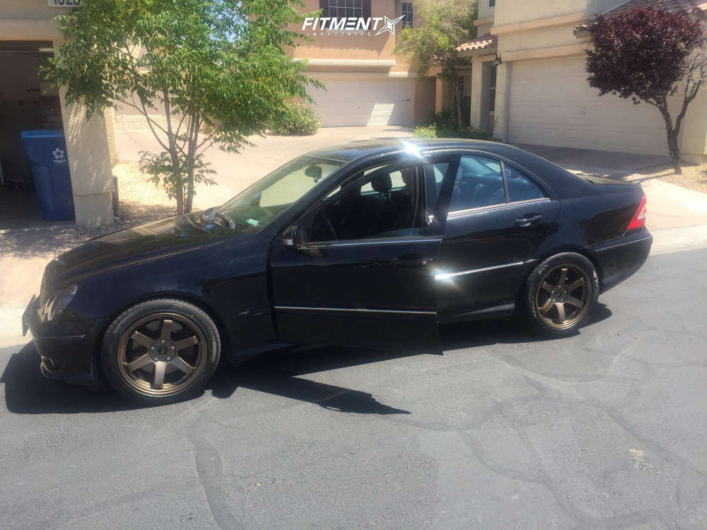 2005 Mercedes-Benz C230 Kompressor with 17x8 JNC JNC014 and Lexani ...