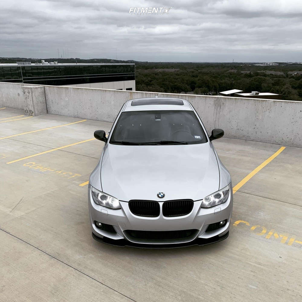 2011 BMW 335i Base with 19x8.5 Niche Misano and Michelin 235x35 on ...