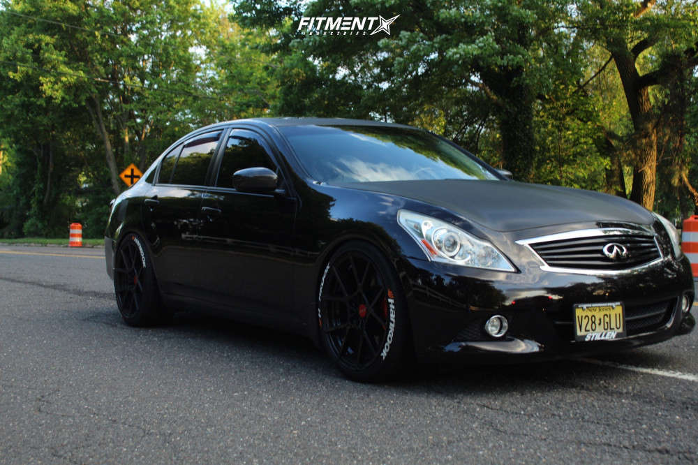 2013 INFINITI G37 X with 20x9.5 Rotiform Kps and Hankook 255x35 on ...