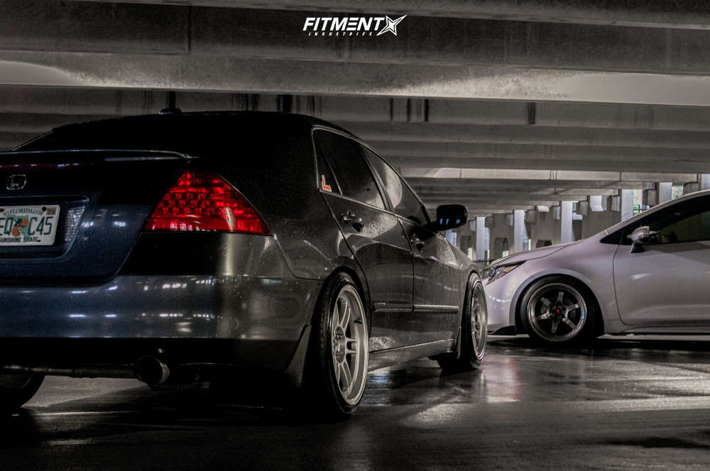 2006 Honda Accord EX with 18x9.5 ESR Sr11 and Achilles 235x40 on ...