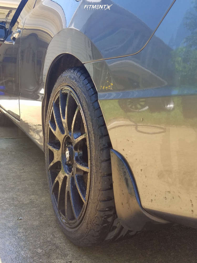 2011 Honda Civic Si 2dr Coupe (2.0L 4cyl 6M) with 18x8 Motegi Mr118 and ...