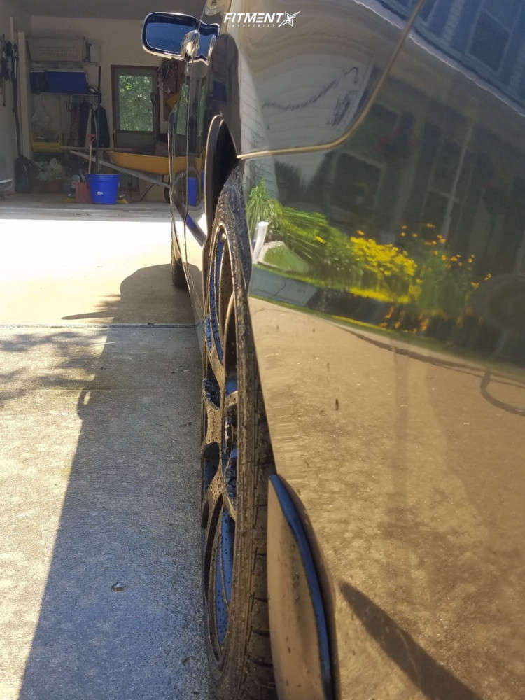 2011 Honda Civic Si 2dr Coupe (2.0L 4cyl 6M) with 18x8 Motegi Mr118 and ...