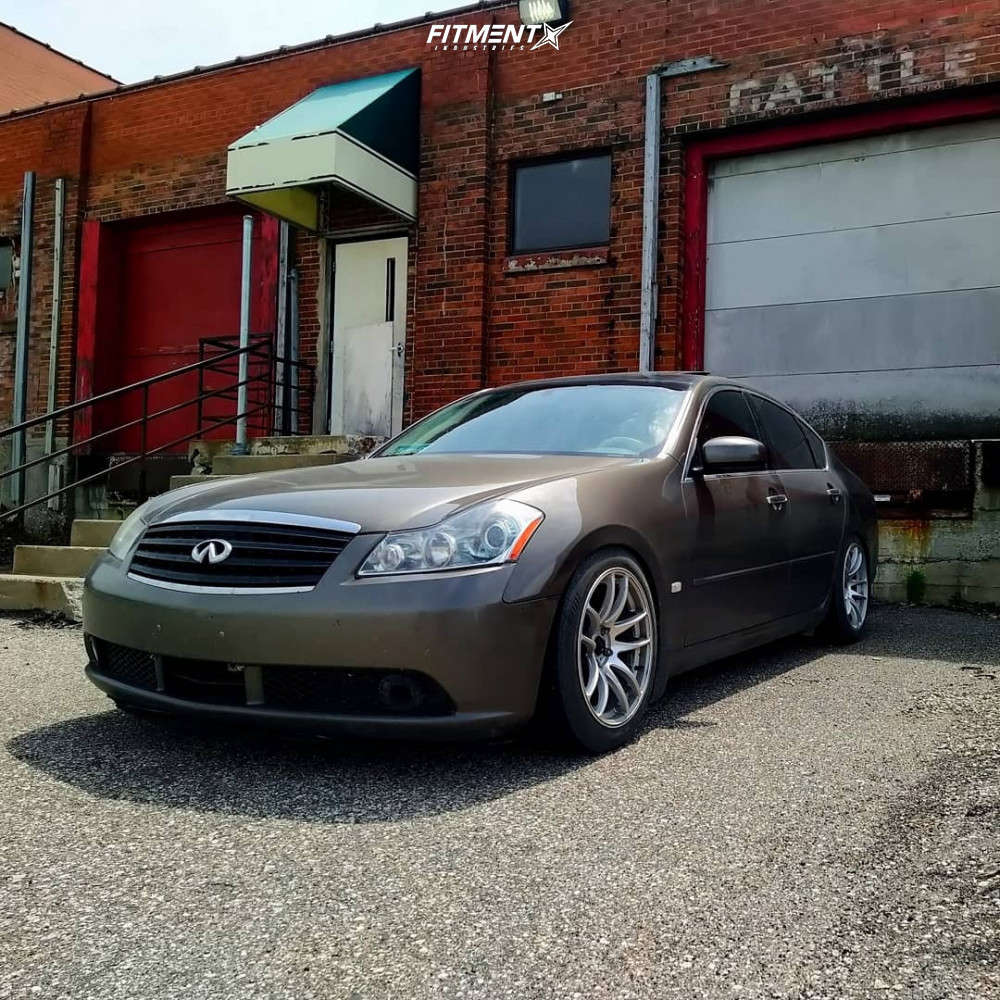 2006 INFINITI M35 X with 18x9.5 Vors Tr4 and Hercules 245x45 on ...