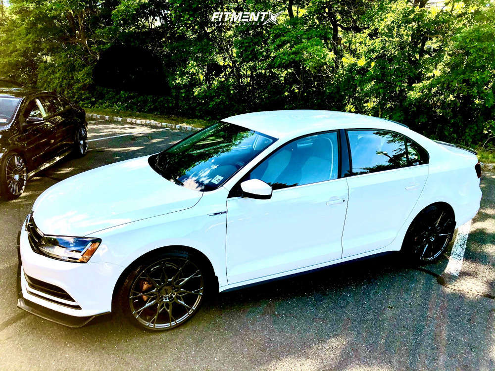 2017 Volkswagen Jetta S with 19x8.5 Niche Staccato and Delinte 225x35 ...