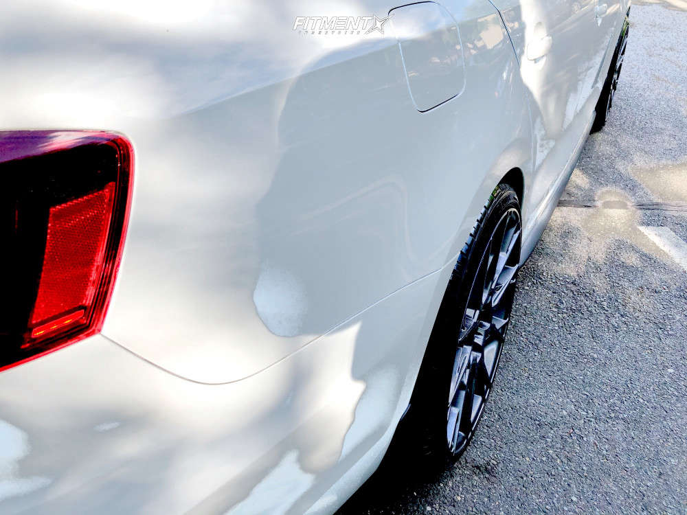 2017 Volkswagen Jetta S with 19x8.5 Niche Staccato and Delinte 225x35 ...