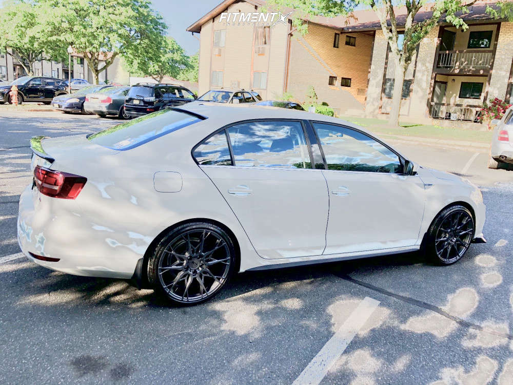 2017 Volkswagen Jetta S with 19x8.5 Niche Staccato and Delinte 225x35 ...
