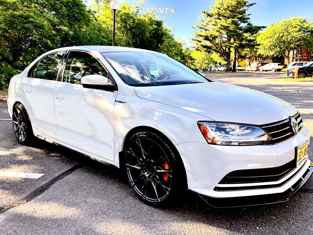 2017 Volkswagen Jetta S with 19x8.5 Niche Staccato and Delinte 225x35 ...