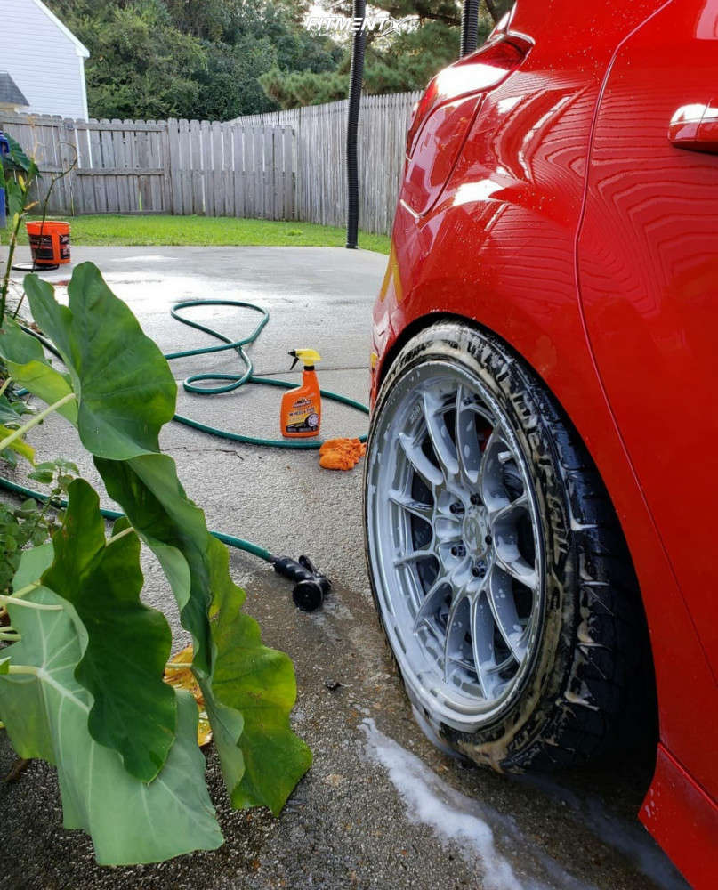 2016 Ford Focus ST with 18x9.5 Enkei Nt03 and Federal 255x35 on ...