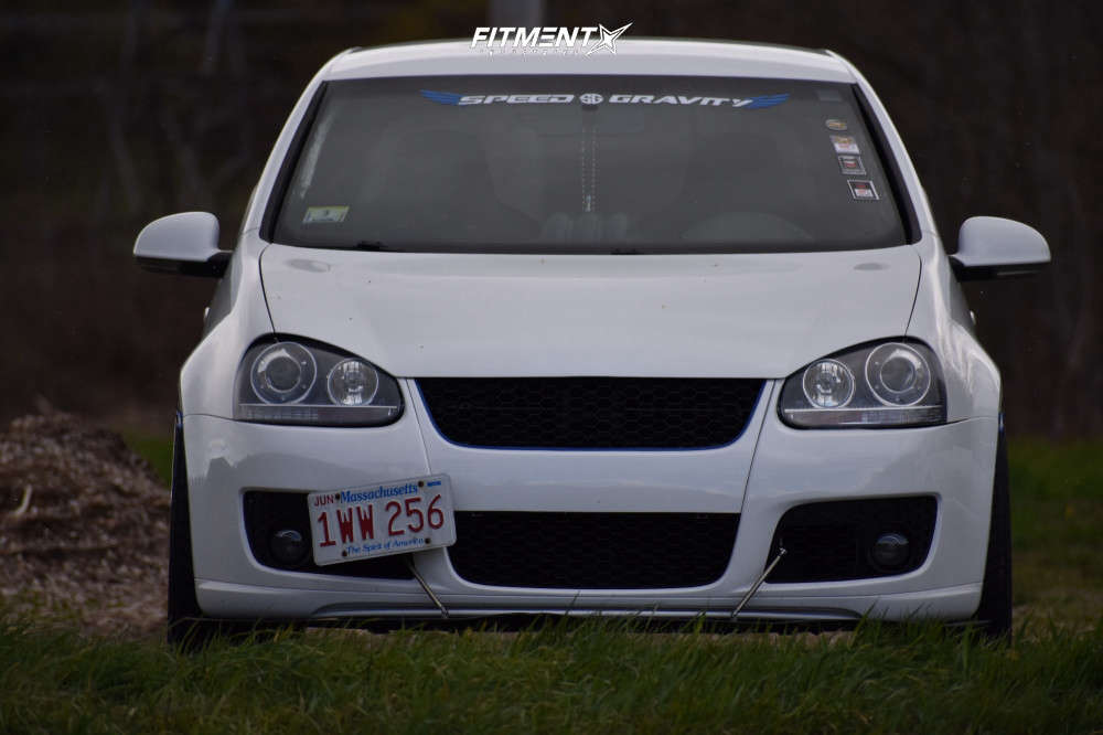 2008 Volkswagen GTI Base with 18x8.5 Versus Racing Vs23 and Federal ...