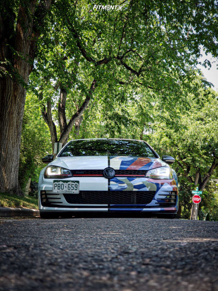 2015 Volkswagen GTI Base with 19x8.5 Aodhan Ls002 and Federal 225x35 on ...