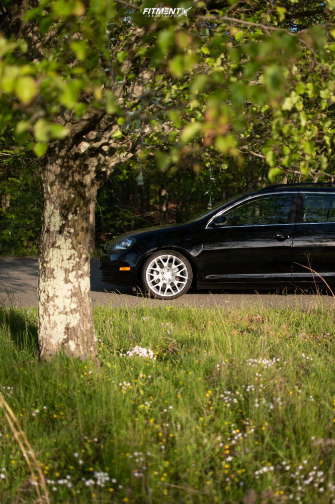 2014 Volkswagen Jetta TDI with 18x8 OEM Wheels Style 197 and Leao ...